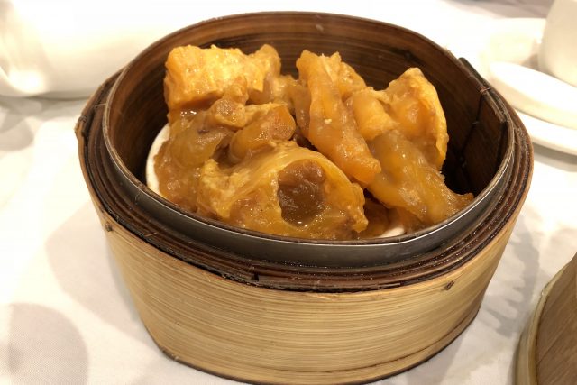 Old school dim sum service at Golden Ocean in Kerrisdale 金海閣 ...